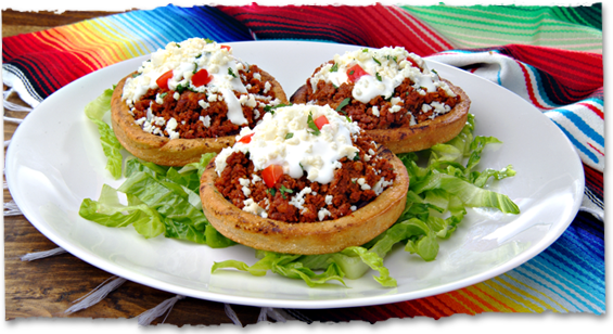 Sopes | El Pambazo Loco | La mejor pozolería de México