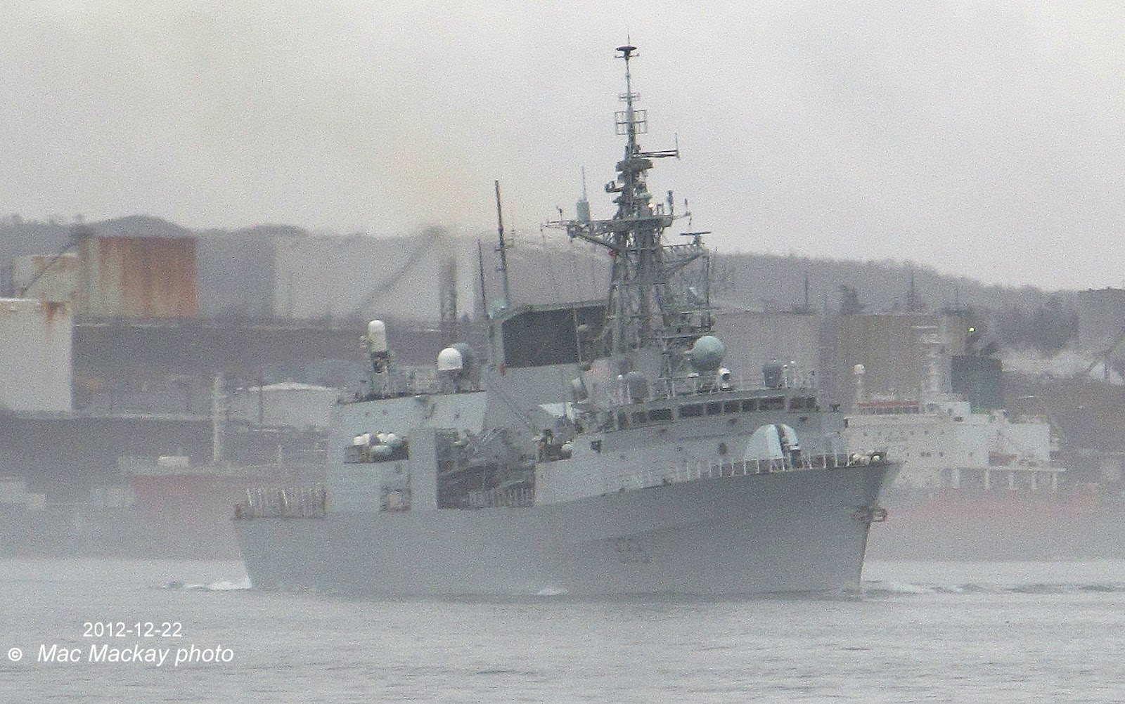 Shipfax: HMCS Toronto and Atlantik Confidence