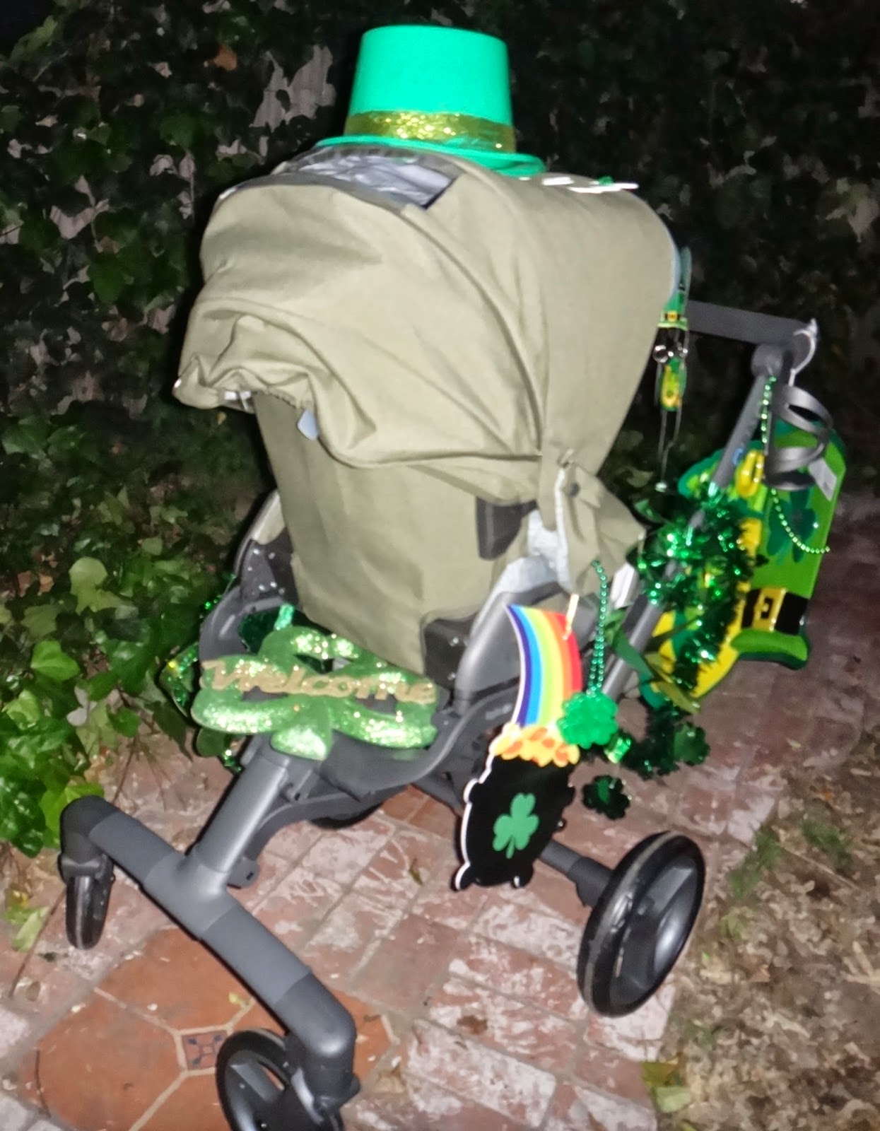 StrollerQueenReviews: Inglesina Quad Review