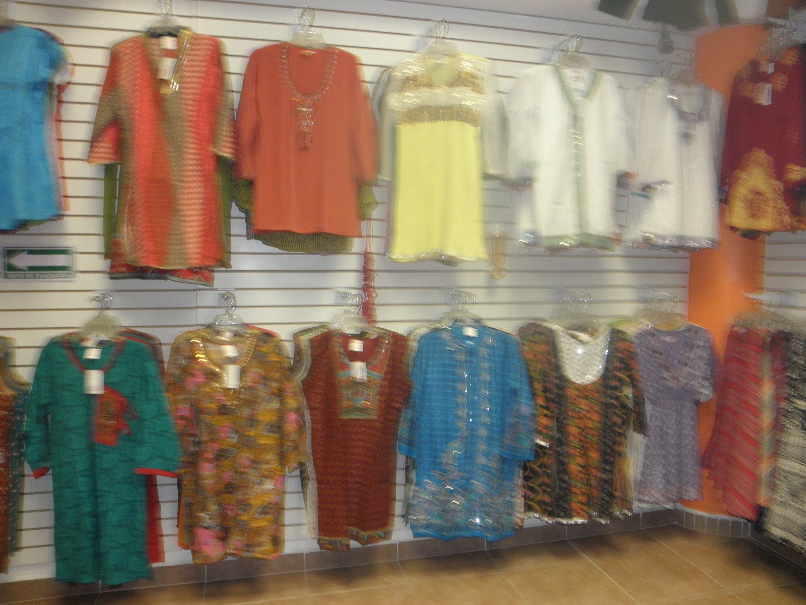 Ropa De La India: ROPA Y ARTESANIA DE LA INDIA,BAZAR INDIA, BUTIQUE DE ...