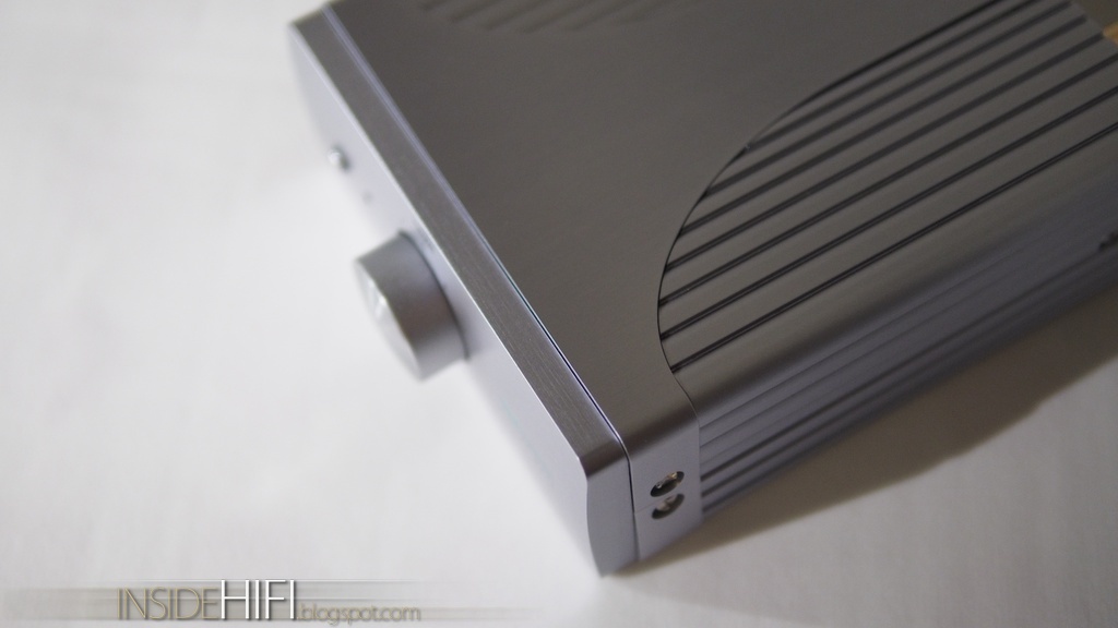 Inside Hi-Fi: Flying Mole CA-S3 (outside only)