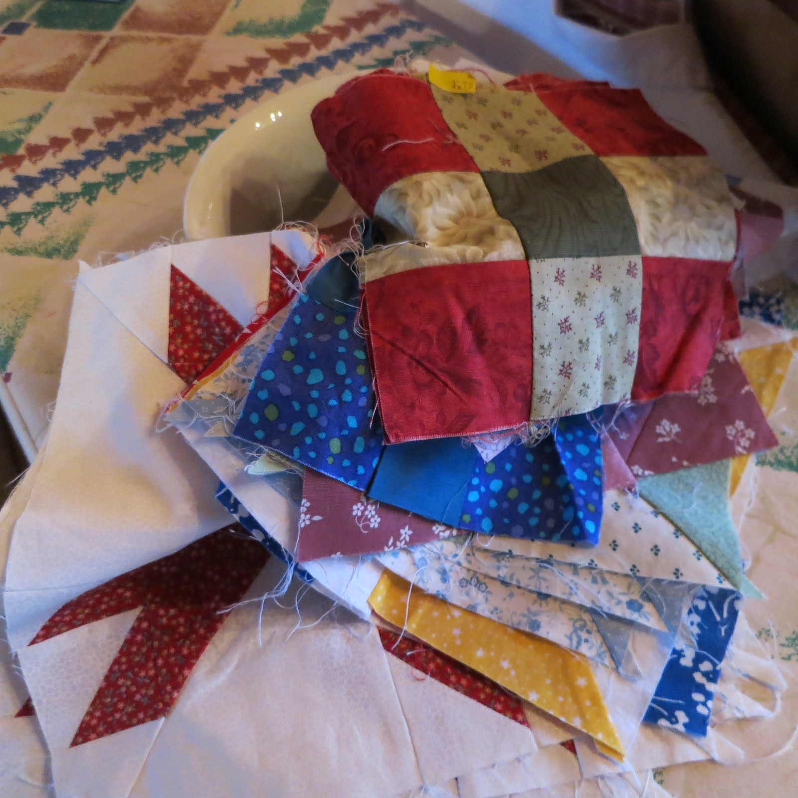 Thrift Shop Commando: Quilt Qwazy Queens and the Kitsch Quilt