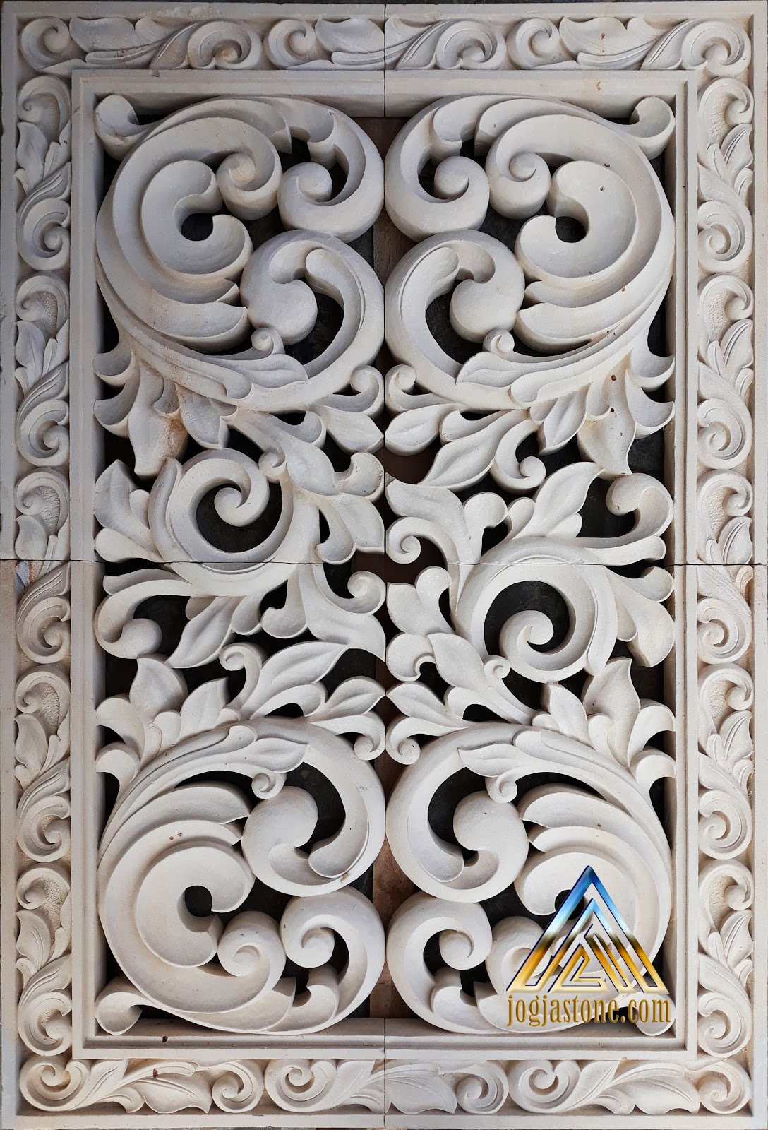 Roster ukiran klasik batu alam