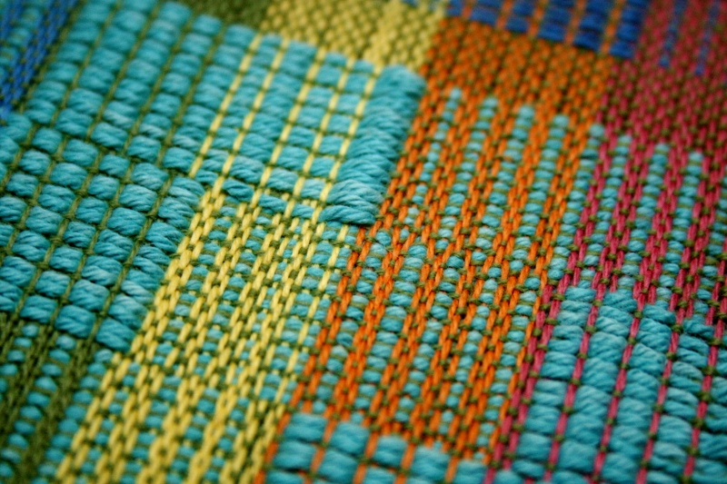 Weave-Away: Traditional crackle? Overshot crackle?