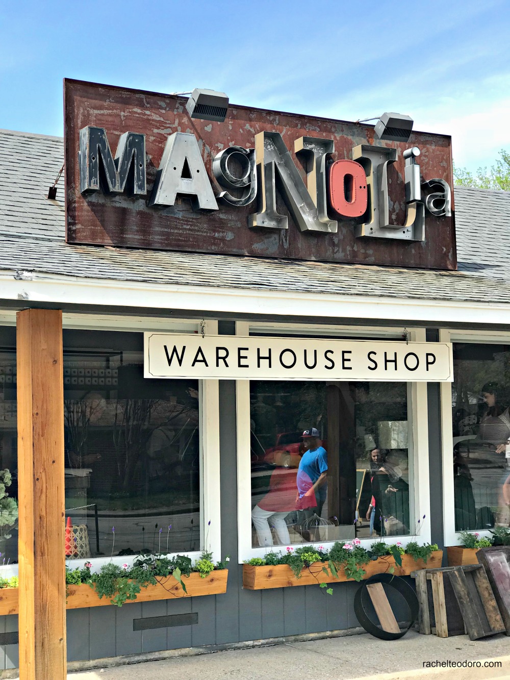 Everything You Need to Know About Shopping at the New Magnolia Warehouse