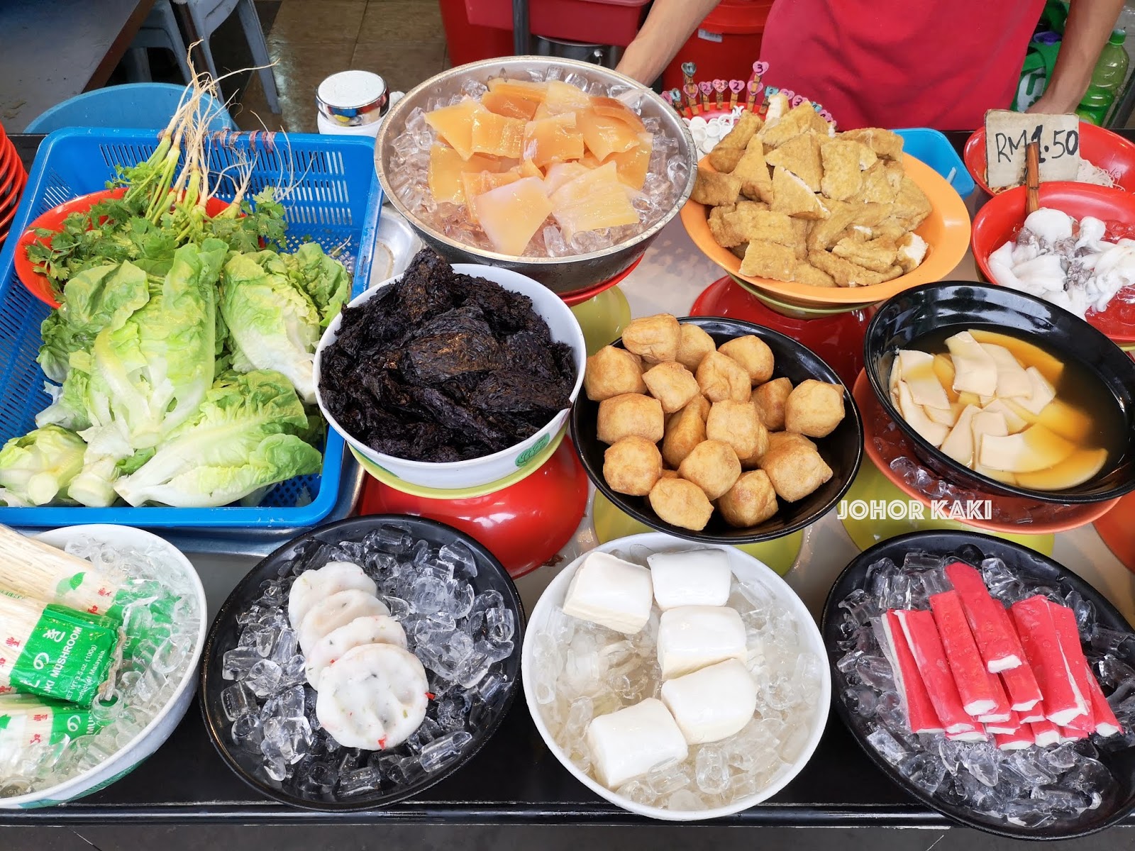 Foon Zhong (Foon Yew) Tuckshop Stulang Walk Curry Laksa Johor Bahru ...