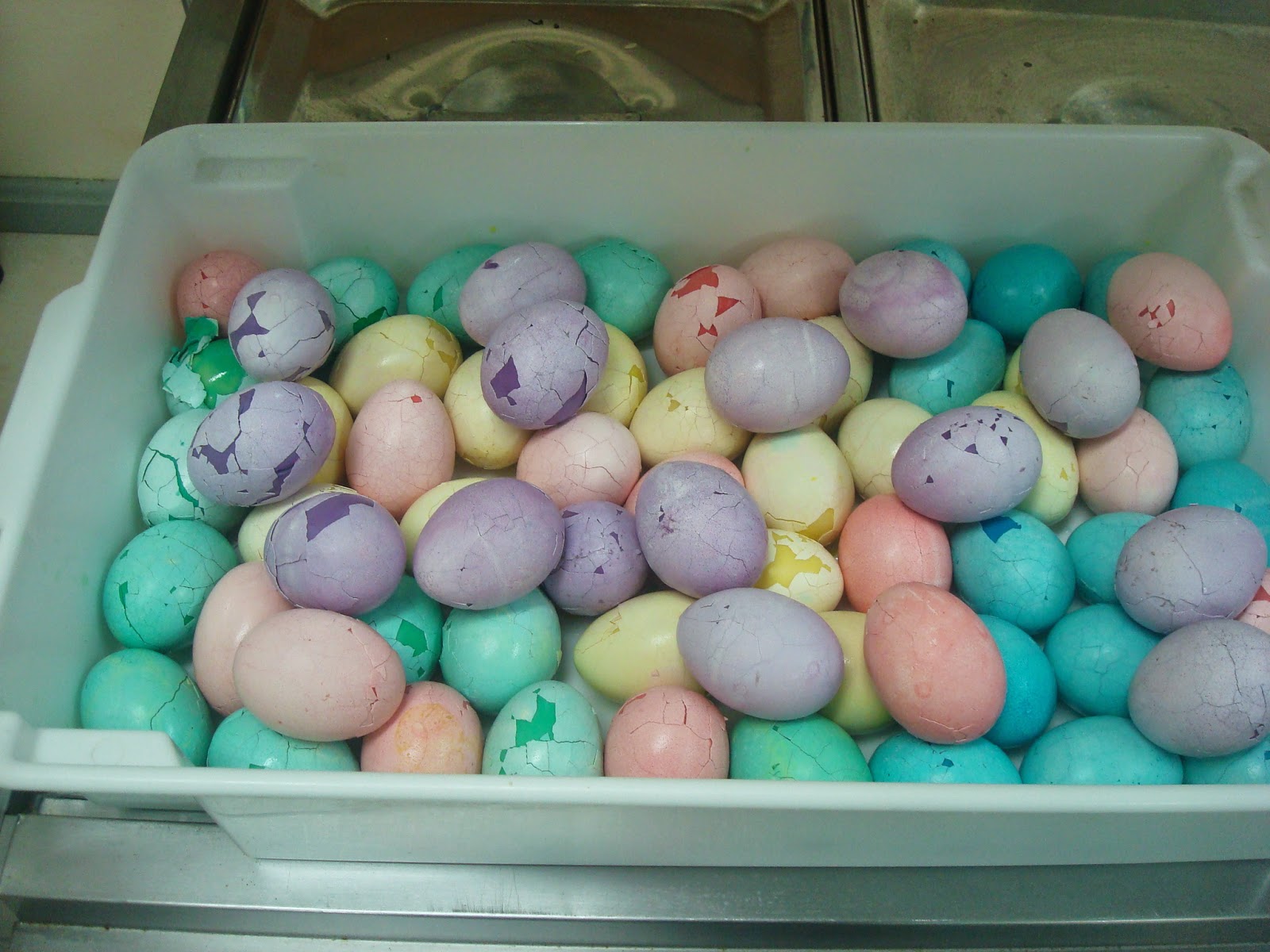 OVO COLORIDO, QUE DELÍCIA - MATERNAL 2