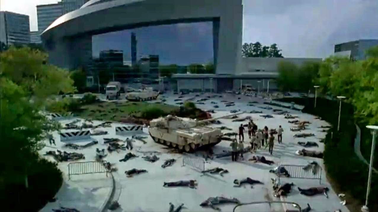 Dissecting "The Walking Dead"