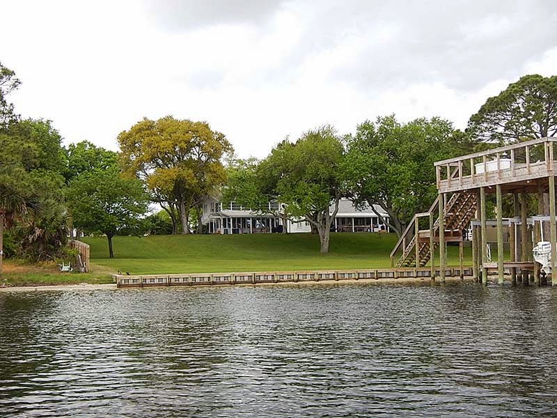 Sandcastle Momma: Geocaching on Spectre Island