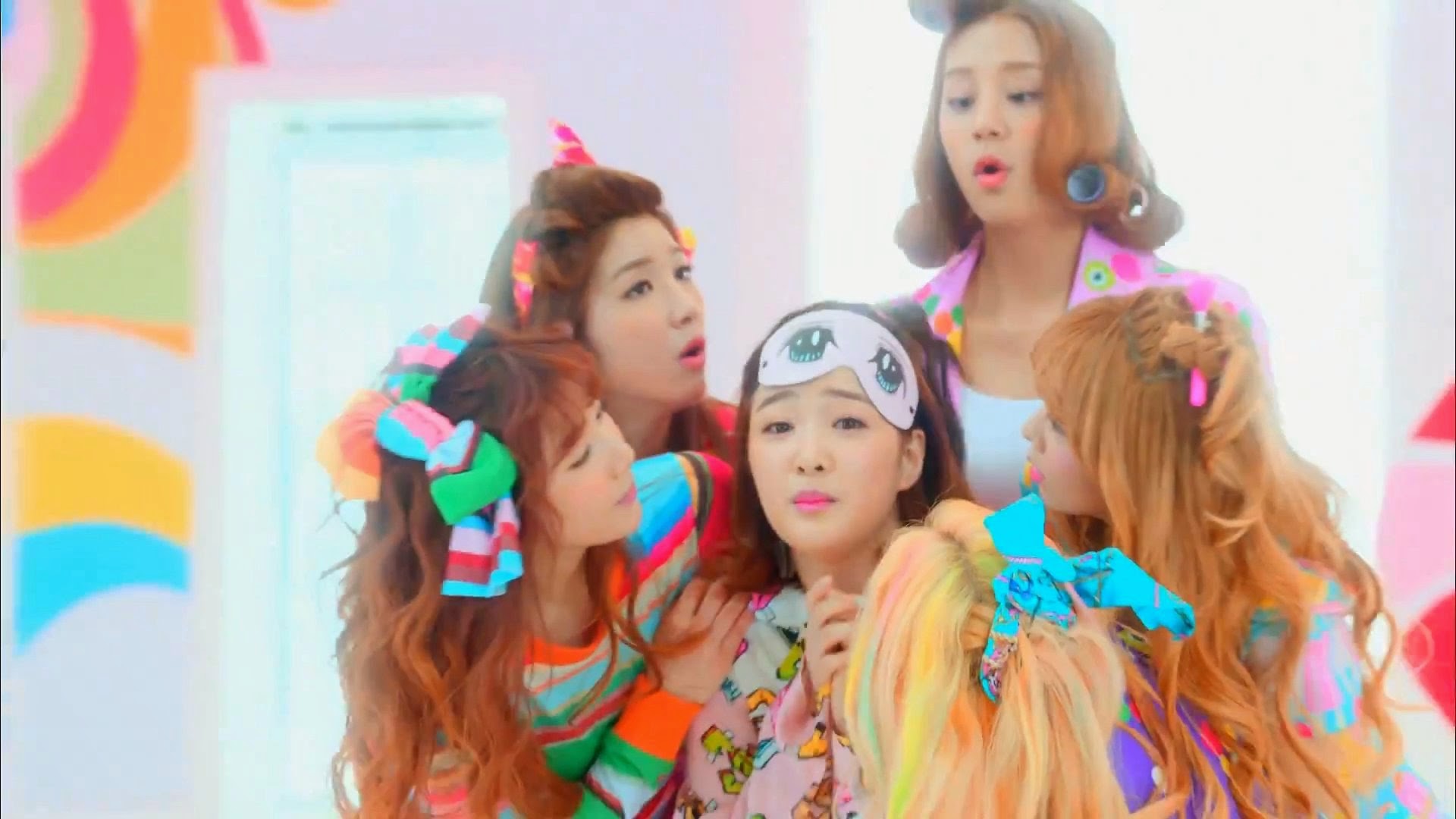LABOUM: Sugar Sugar MV και who-is-who | I say myeolchi // k-pop in greek