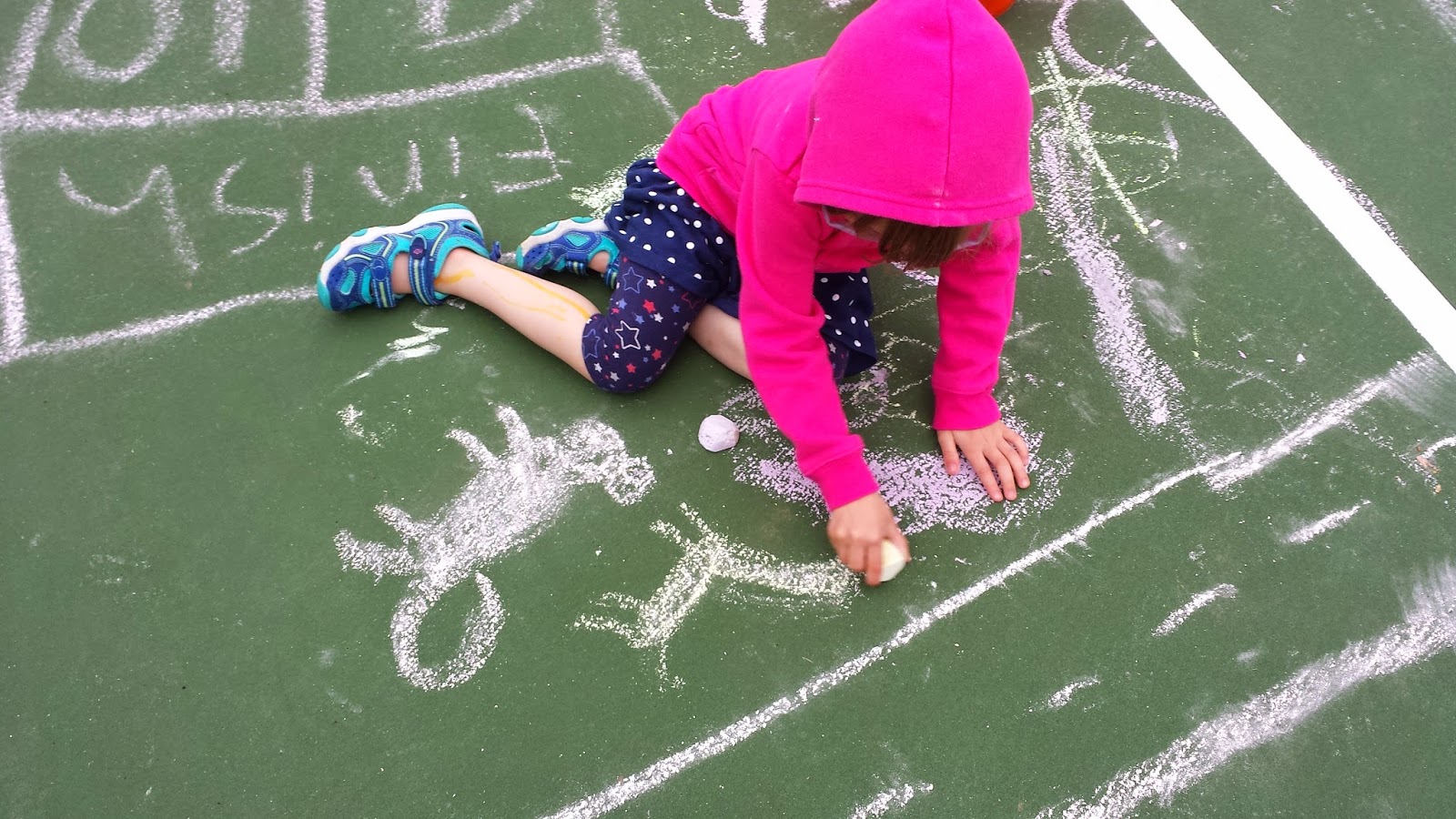 Munchkin and Bean: Gross Motor Chalk Activities for Toddlers