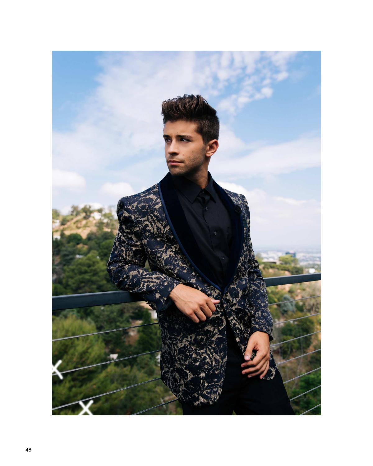 Jake Miller viste gráficos botánicos para NUDE Magazine