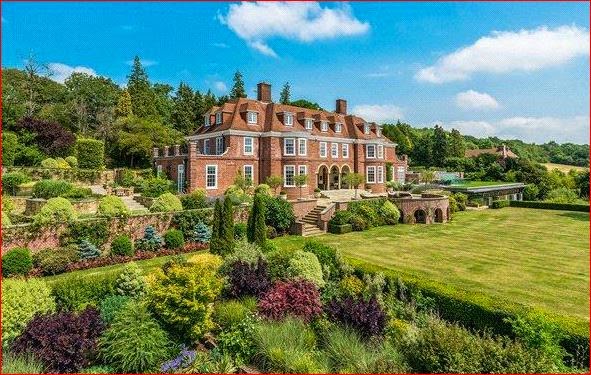 Guildford Property Newsletter: A posh house in a very posh lane - White ...