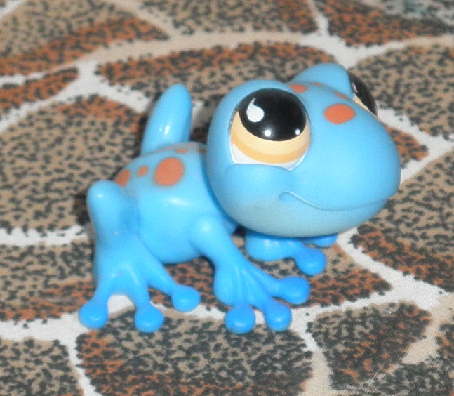 Collectomania: LPS Frogs