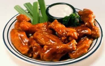 ALITAS PICANTES CON CHAMOY - EL BOTANERO