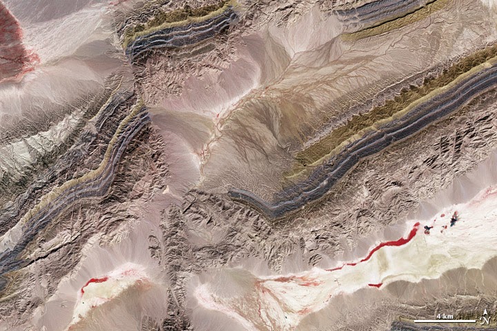 Mossel Bay Weather Observation, South Africa : Mapping Minerals with Light
