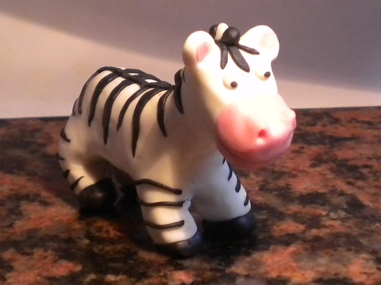 Modelina - figurki i zabawki: Figurka zebry z modeliny