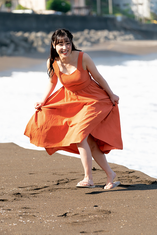 Fukumura Mizuki 譜久村聖, Young Gangan 2019 No.13 (ヤングガンガン 2019年13号) Part ...