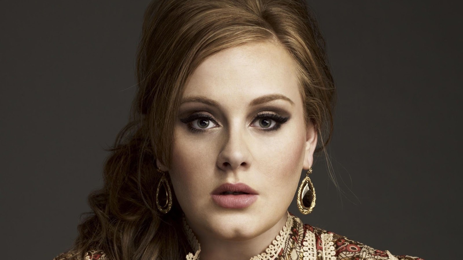Hollywood: Adele Profile, Biography, Beautiful Pictures And Wallpapers ...