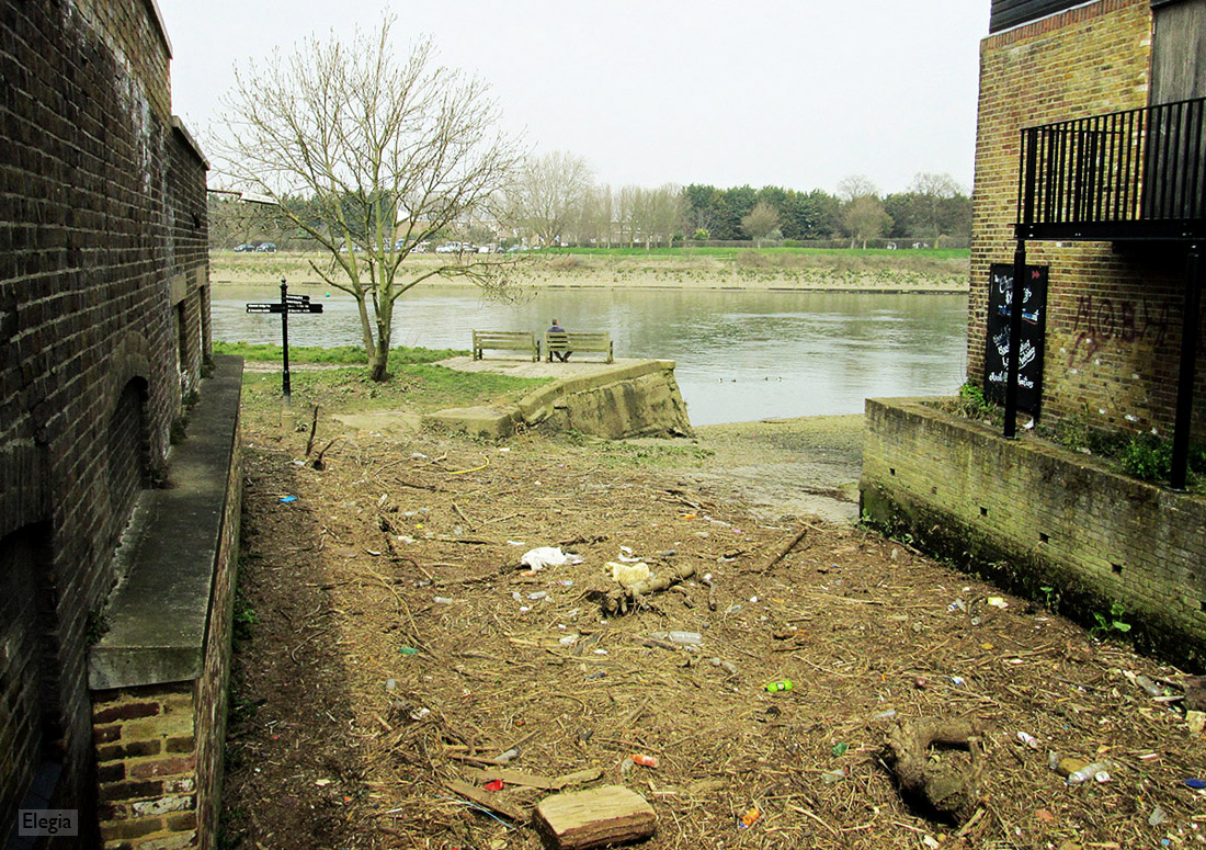 Kartanon kruunaamaton lukija: Thames tulee, ota koppi!