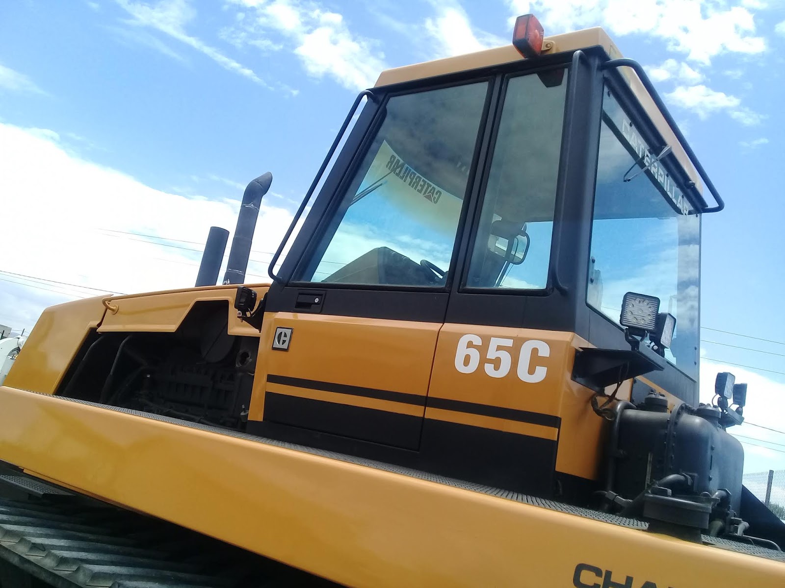 MAQUINARIA AGRICOLA INDUSTRIAL: Tractor CAT Challenger 65C $29,000 Dlls.