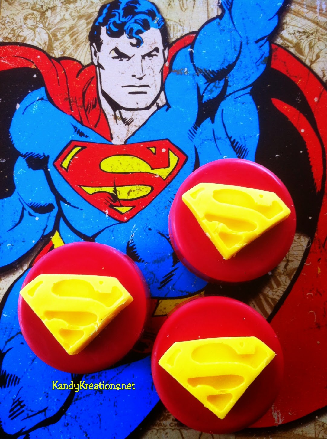 Super Easy Chocolate Covered Oreo Superman Cookies