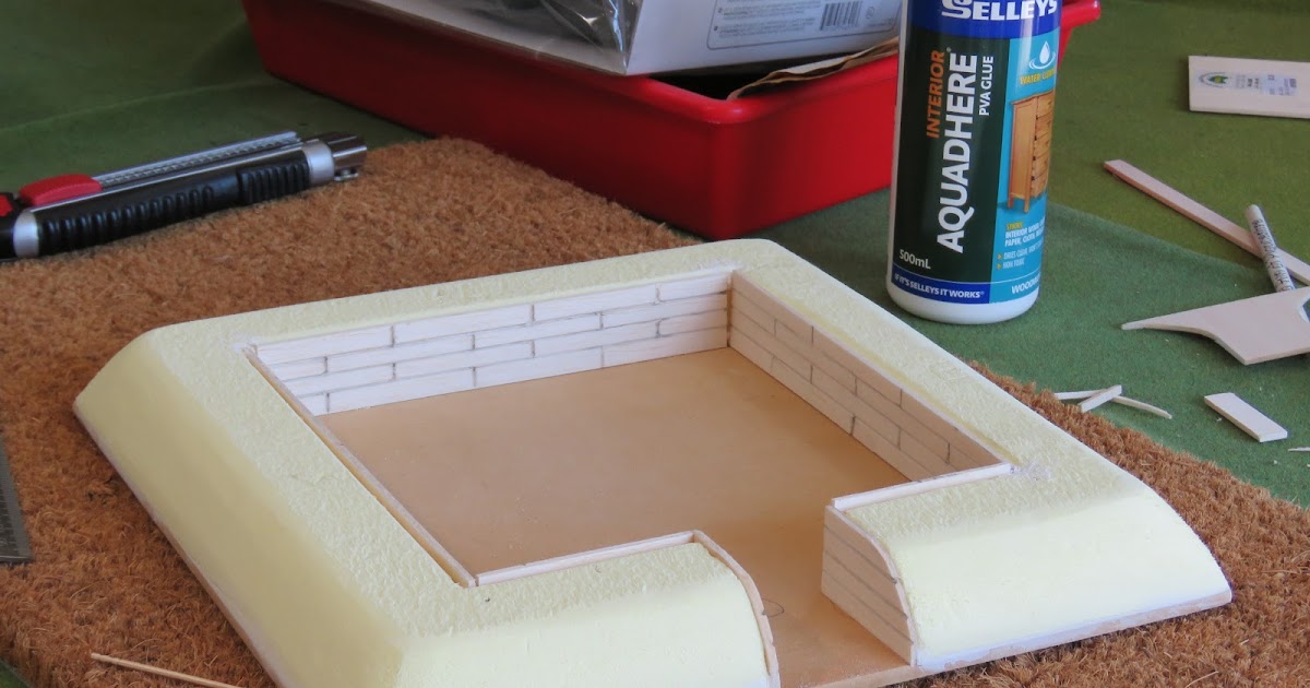 Dispatches from the Mess: 28mm Redoubt model