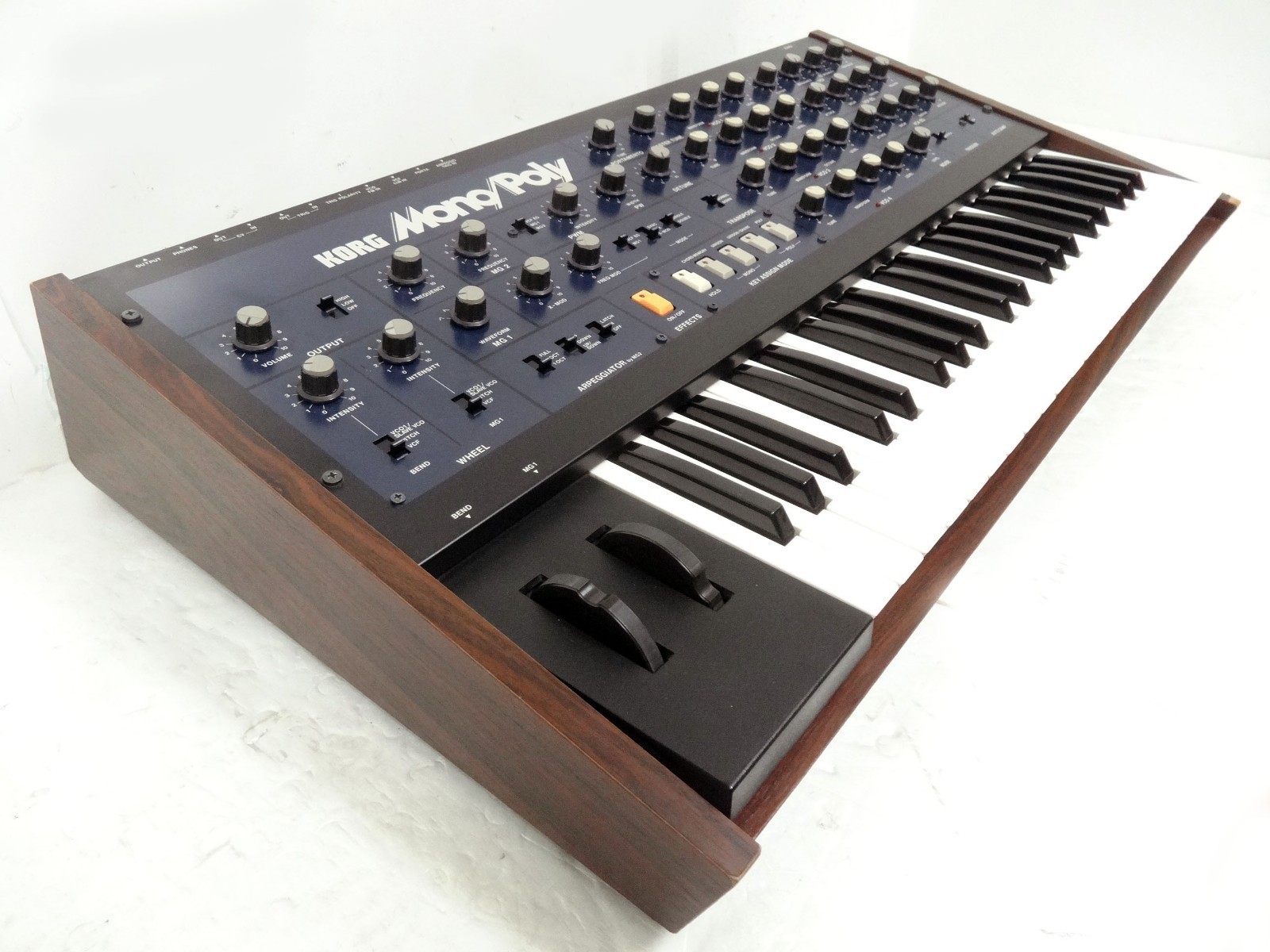 MATRIXSYNTH: KORG Mono/Poly Vintage Analog Synth w/ Hard Case SN 378728