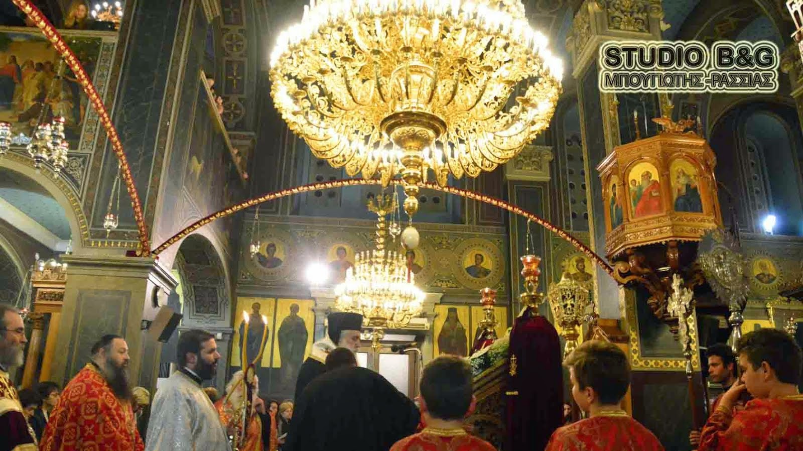 Άγιοι και Εκκλησία: Η ΑΚΟΛΟΥΘΙΑ ΤΟΥ ΑΚΑΘΙΣΤΟΥ YΜΝΟΥ ΣΤOΝ ΚΑΘΕΔΡΙΚΟ ΝΑΟ ...