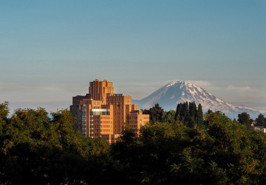 USA: Pacific Tower, an Art Deco Landmark in Seattle.
