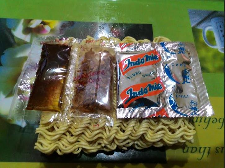 food reviews: Indomie Rasa Kari Ayam Review