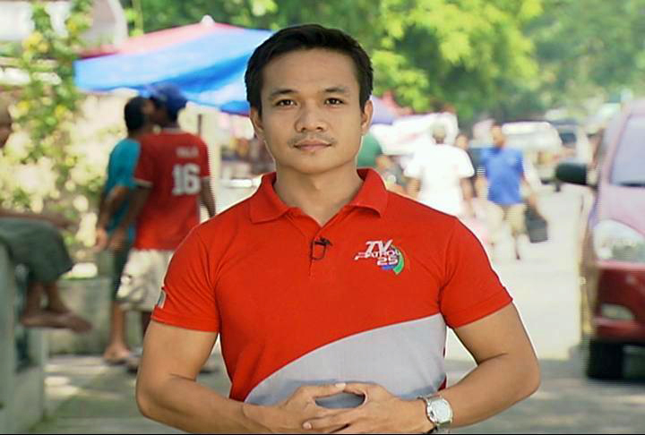 Hunks in Pictures: Dominic Almelor