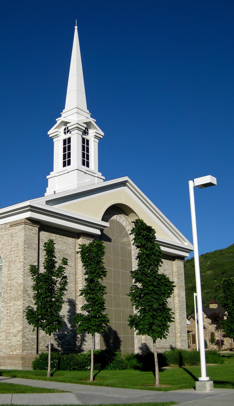 Mormon Steeples and Their Buildings: June 2010