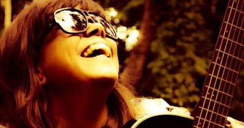 Novas Experiências Cult: Carol Brito se apresenta nesta terça-feira (14 ...