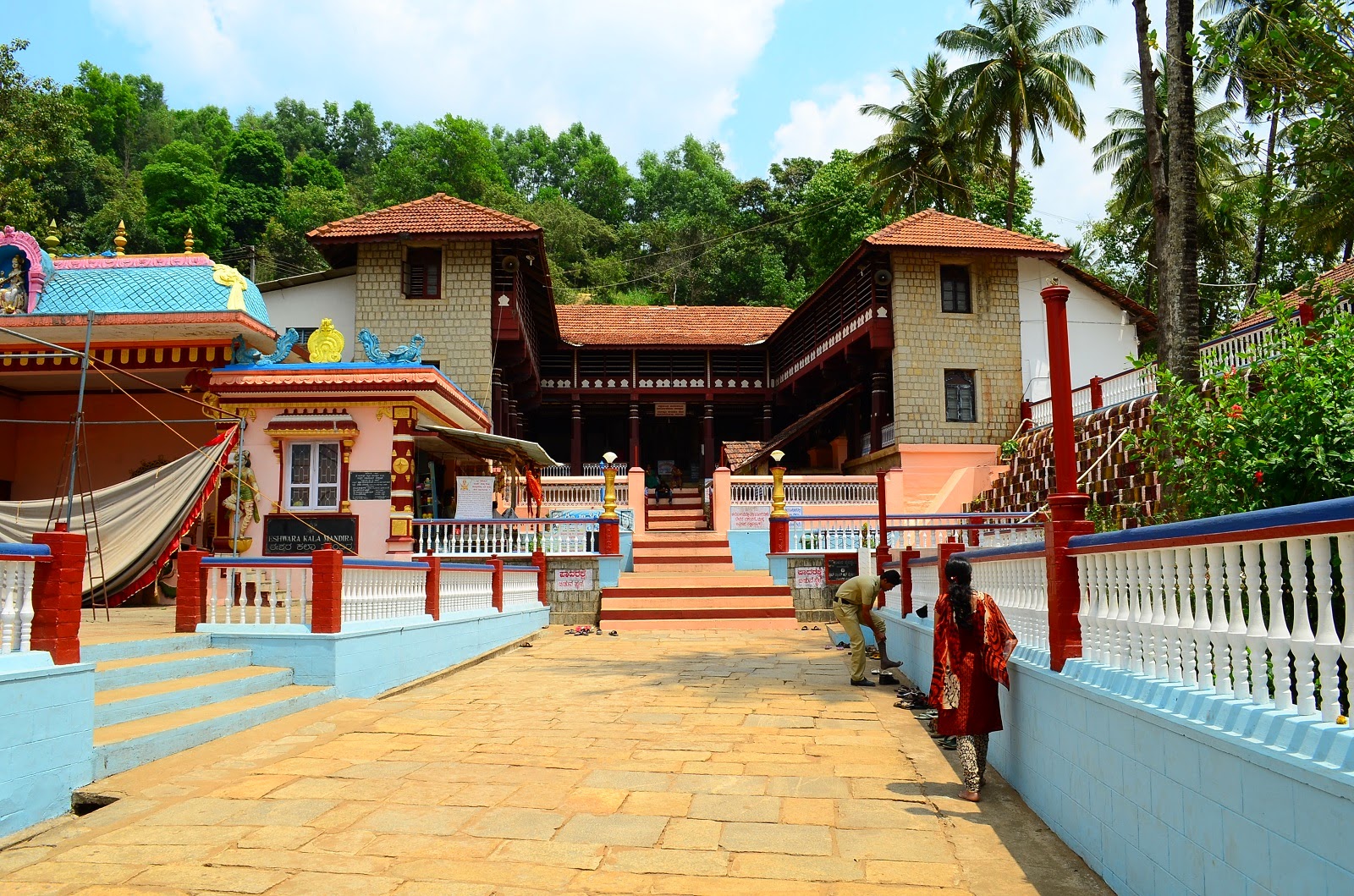 Sharath Hassan A Travelling Photographer: Kalasa Temple, Mudigere ...