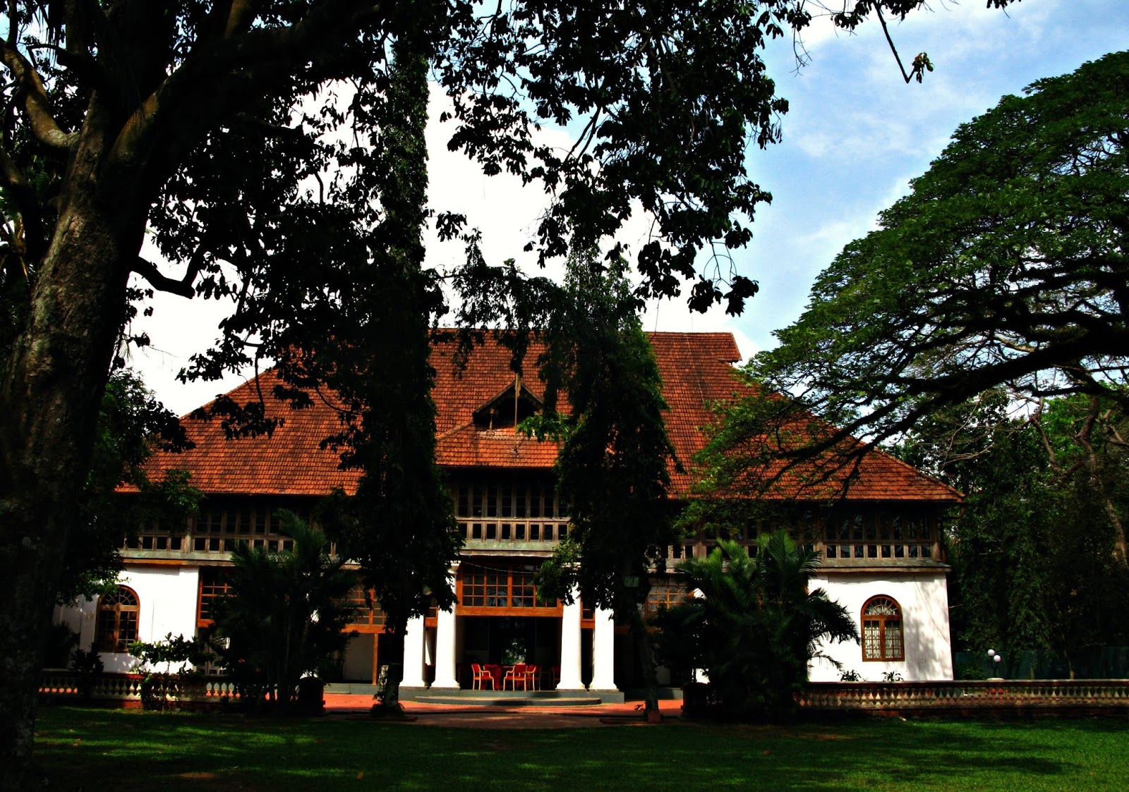 amazing cochin / kochi : Palaces In Cochin