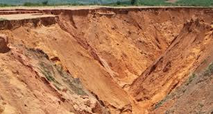 General geology and Geotechnics : AS RAVINAS EM ANGOLA_ Causas e medida ...