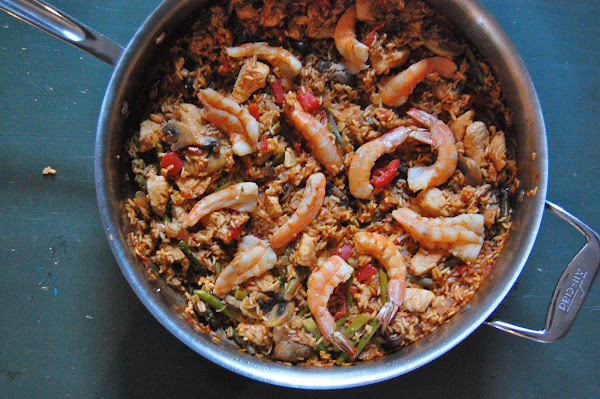 palate/palette/plate: Dinner Tonight: Paella with Jose