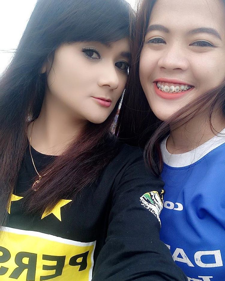 Foto Ladies Viking - Bobotoh Cantik - Maung Geulis Persib Bandung ...