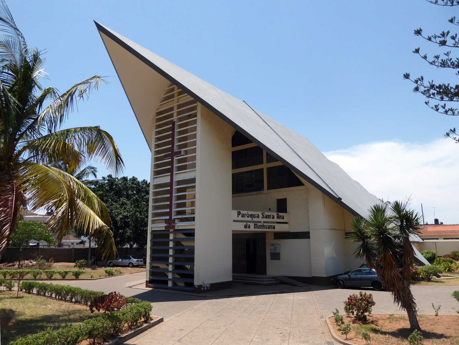 Igreja de Santa Ana da Munhuana no Alto Maé, Maputo