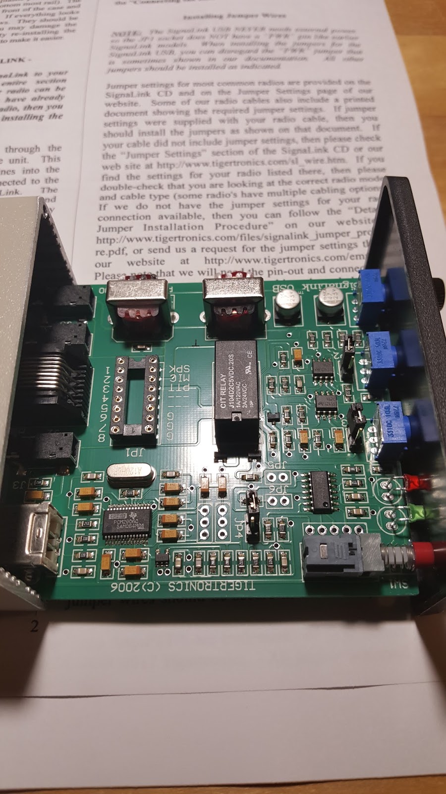 KG7WBW/Jade Shain: Installing the SLMOD6PM module into the SignaLink ...
