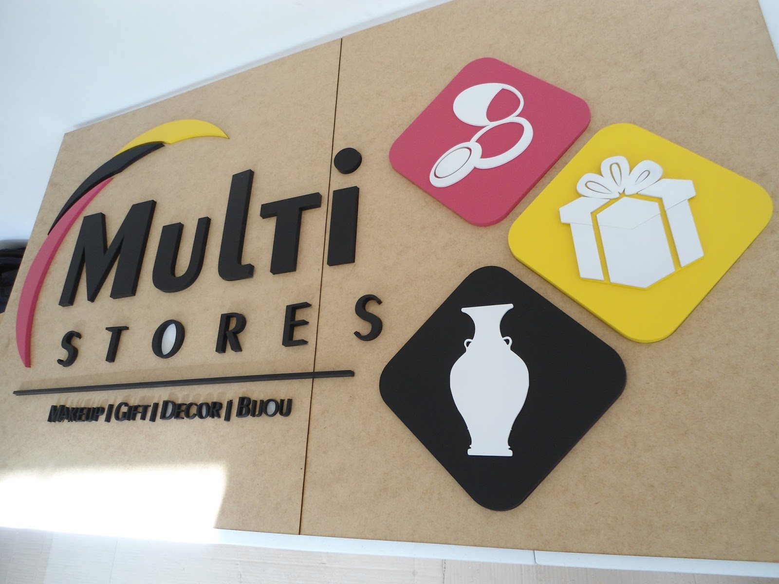 LOGOMARCAS DE EMPRESAS EM MDF - LETRAS , LOGOTIPOS E FRASES EM RELEVO