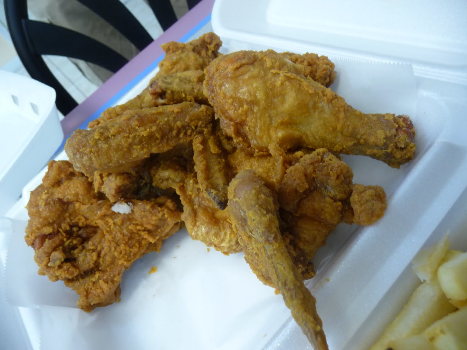 The Foraging Foodie: Greenville (NC) Eats: Dickinson Fried Chicken The Foraging Foodie: Greenville (NC) Eats: Dickinson Fried Chicken