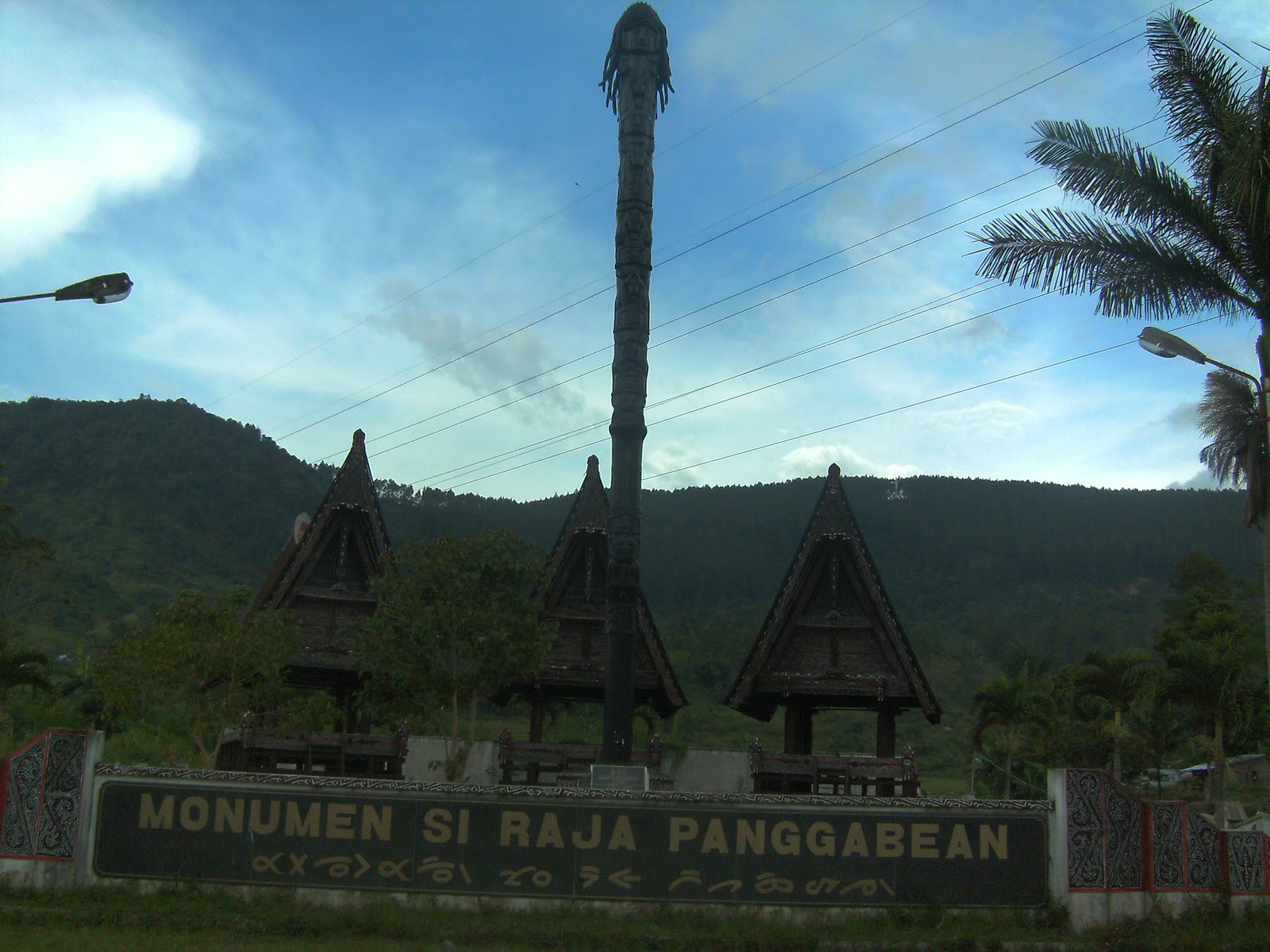 Berkat Panggabean: Dibalik Ketegaran Tugu/Monumen Si Raja PANGGABEAN