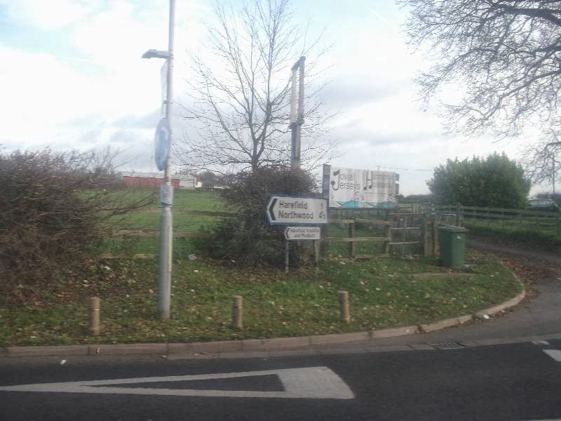 London buses one bus at a time: the return: The U9 Route