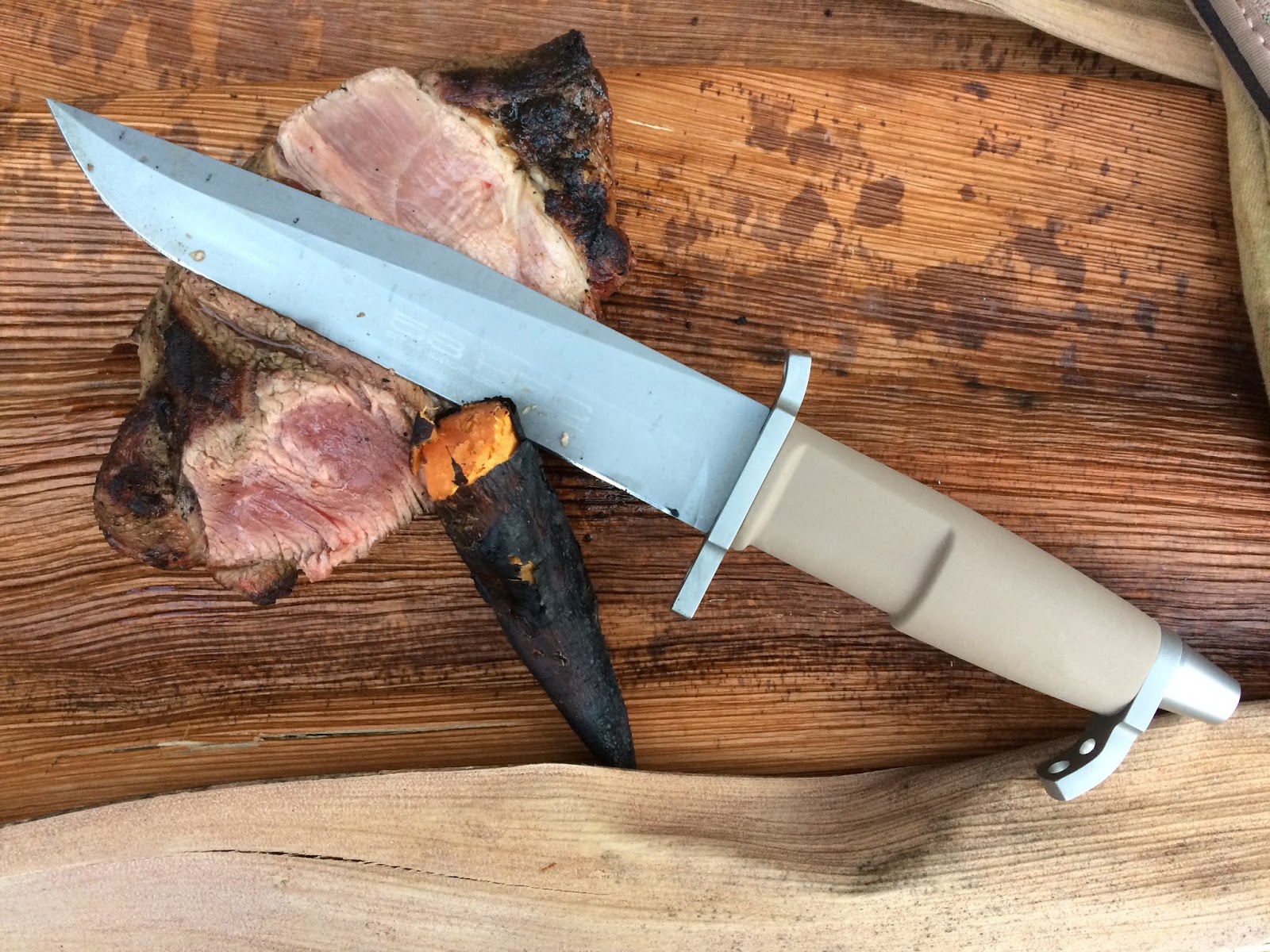 Hardcore Knives and tools for Wilderness Camping: Extrema Ratio AMF ...