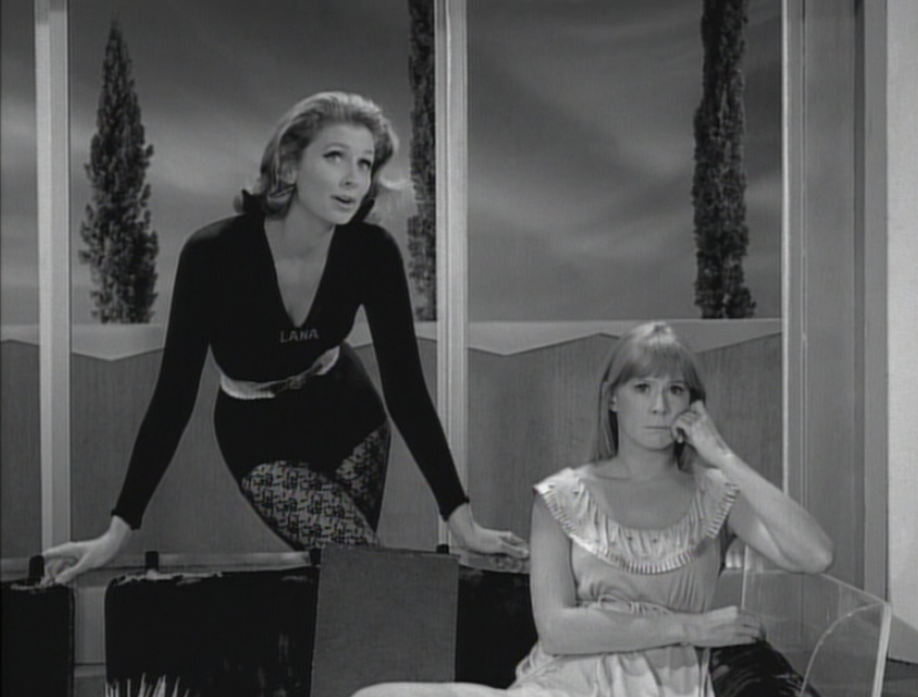 Dog Star Omnibus: The Twilight Zone: Number Twelve Looks Just Like You