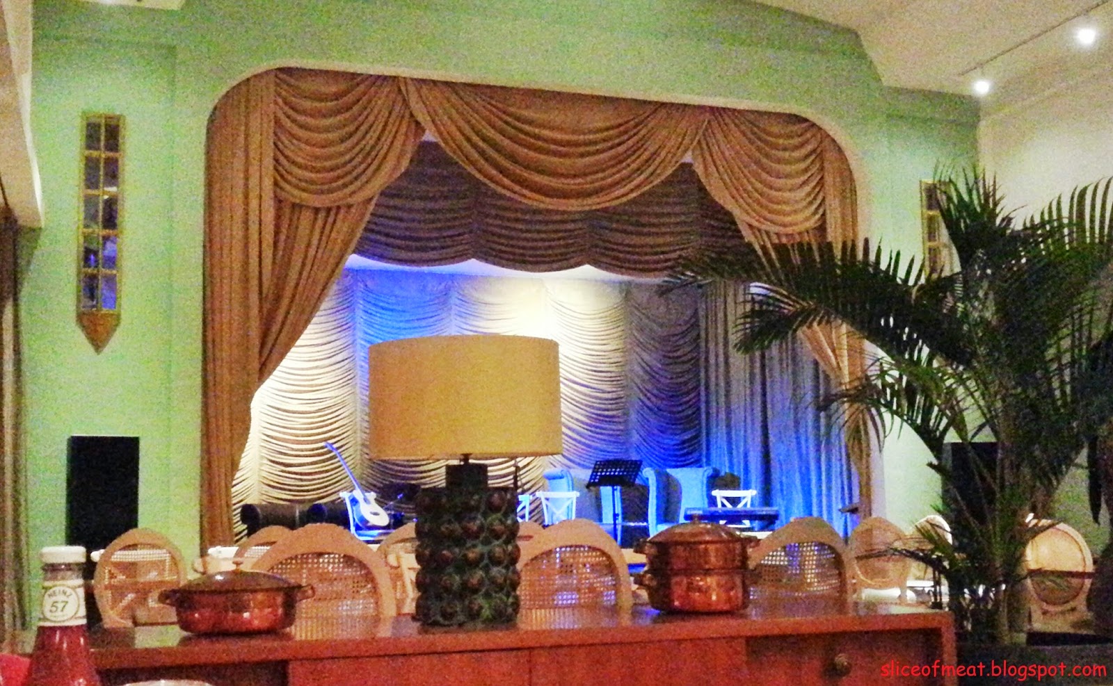 Kuto Besak Theater Restaurant - Slice of Meat