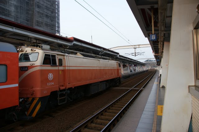 Blair's 鐵道攝影: E204電力機車 / TRA E204 Electric locomotive