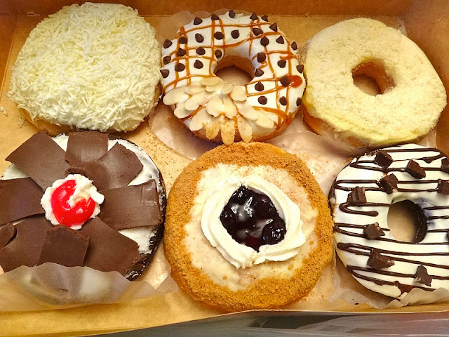 the bubbly wife: Dunkin Donuts Introduces Premium Donuts